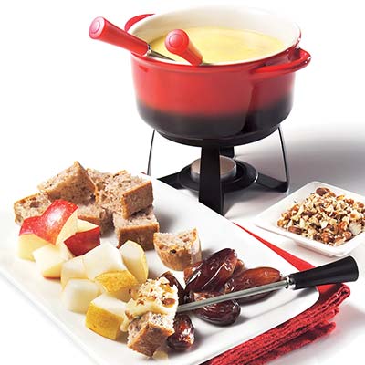 Fondue au fromage suisse et aux pommes - marchestradition